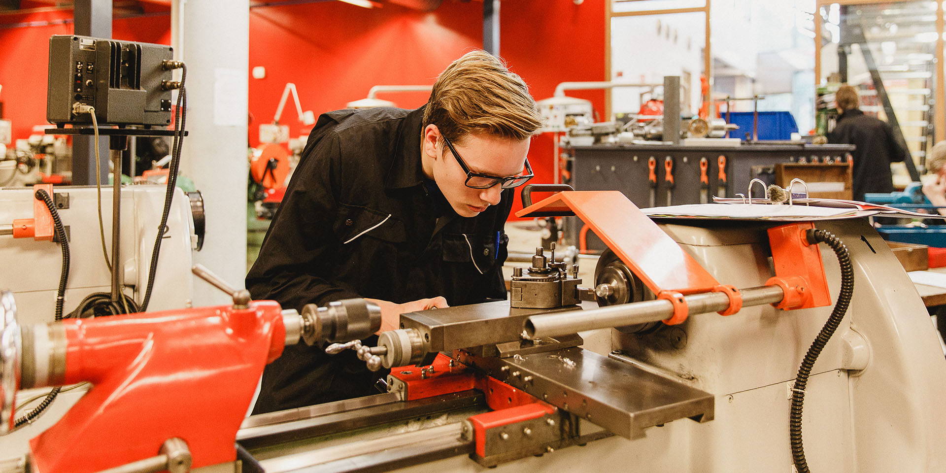 Researchinstrumentmaker - iets heel anders dan piano's, trommels en ...